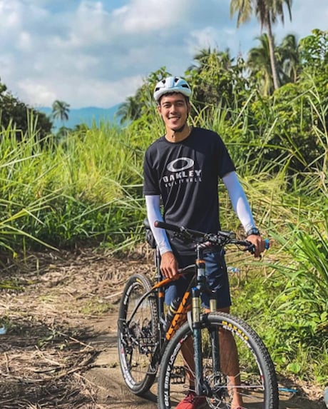 Pinoy volleyball champ rallies youth to become climate champions ...