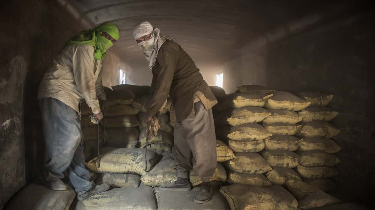 India’s core sector output rebounds by 2% in Sept | Fortune India