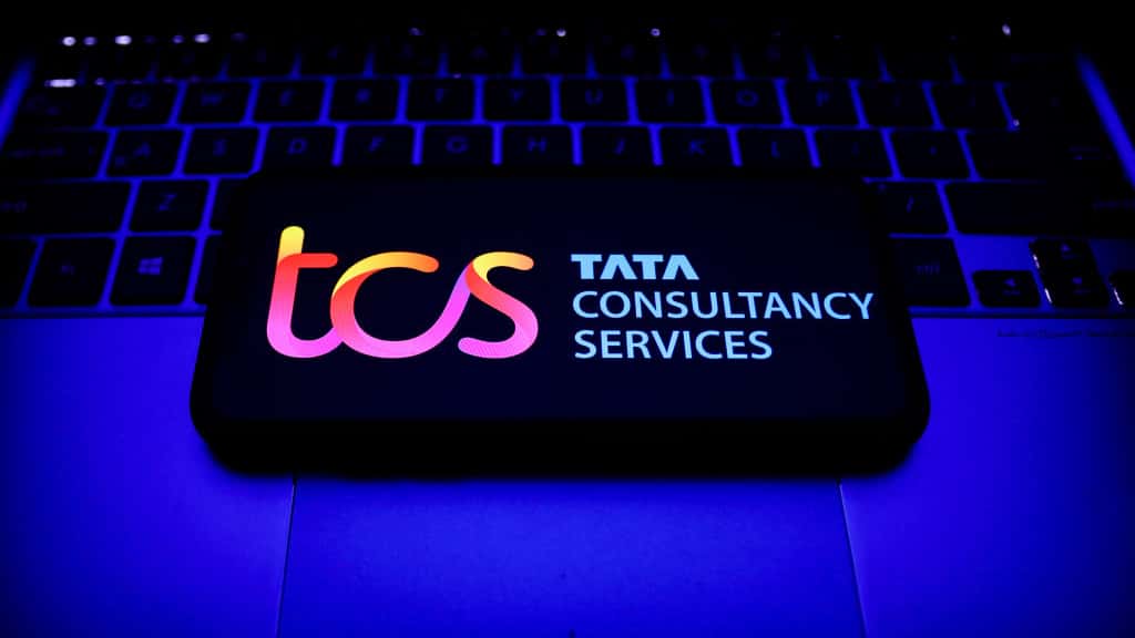 TCS doles out up to 8% salary hikes; staff strength crosses 6 lakh ...