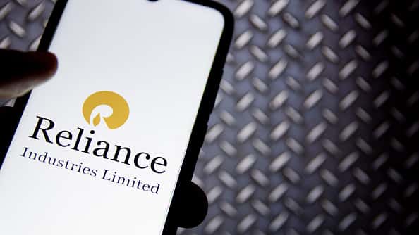 Reliance Industries shares fall 3%; here’s why | Fortune India