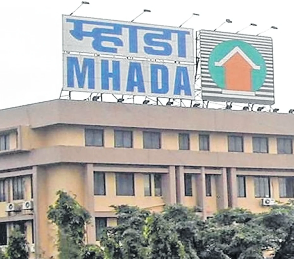mumbai-44-builders-default-on-paying-rs-140-crore-worth-transit-rent
