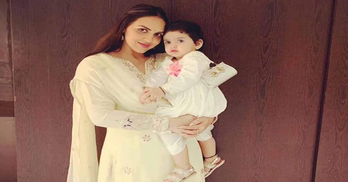 Esha Deol Walks Ramp With Daughter For The First Time At Lfw 2019