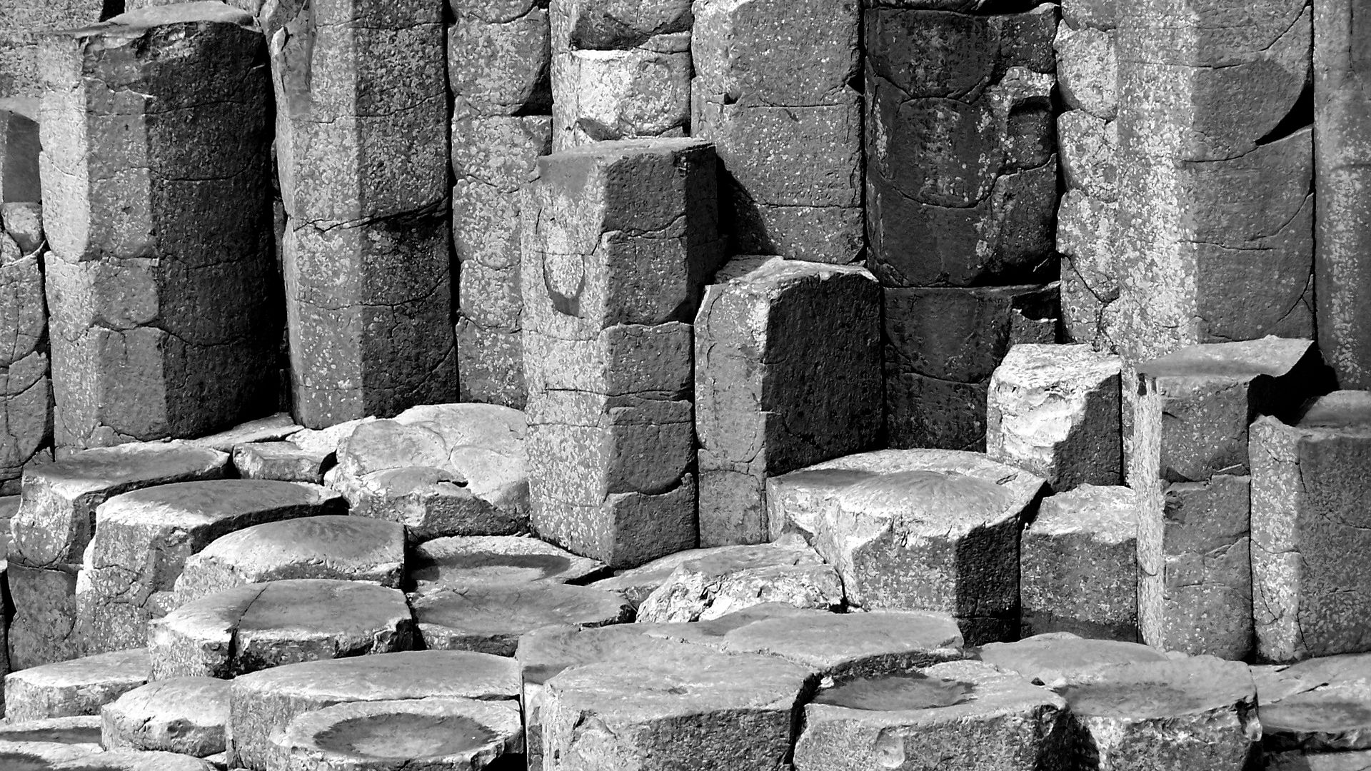 Rare basalt rock column, formed six crore years back, found in ...