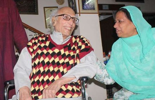 Bashir Badr: A poet who once lost everything to communal fire, except ...