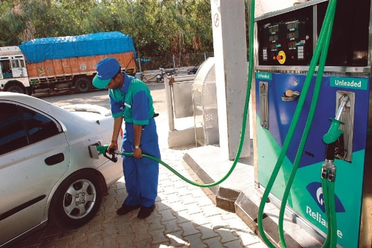Reliance And British Petroleum To Jointly Set Up 2000 New Petrol Pumps ...