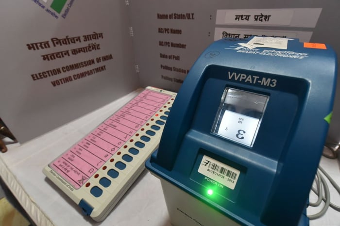 Coming In 2019 Elections: 100 Per Cent VVPATs In All Polling Booths In ...