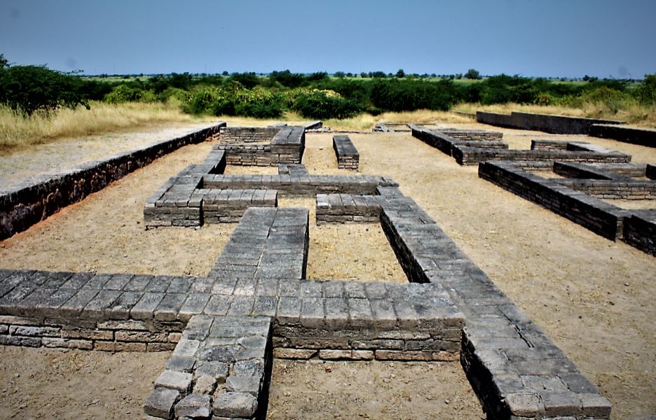 Lothal: The Town The Harappans Built