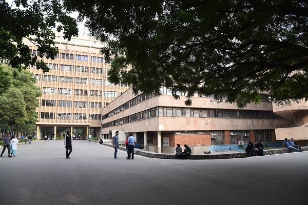 IIT Delhi’s Mission To Improve Global Ranking; Launches International ...