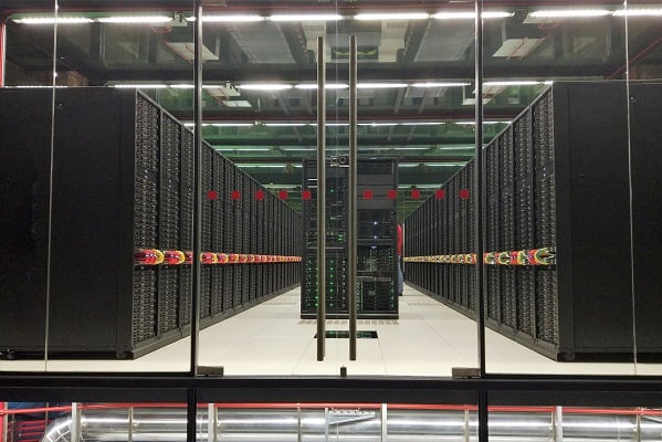 Cutting Edge Tech: IIT-Kharagpur To Get India’s First Ever PetaFlop ...