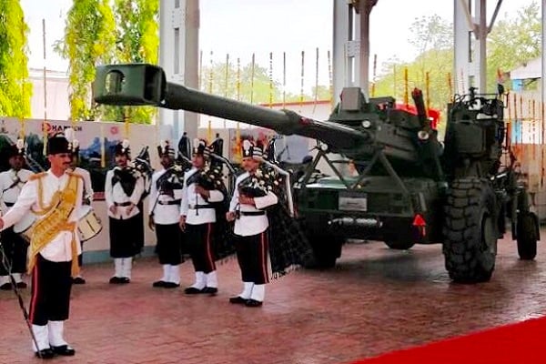 Big Boost For Defence Make in India: OFB Made Dhanush Artillery Guns ...