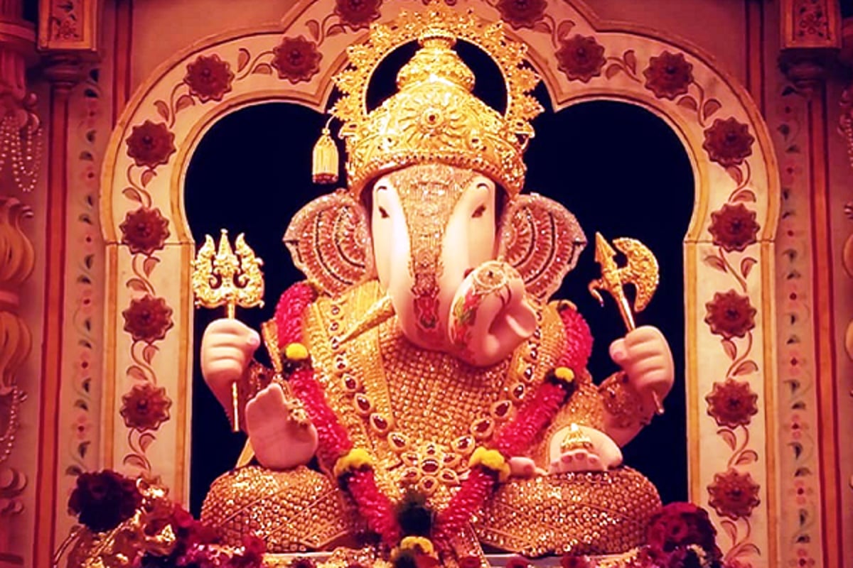 In Pictures: Ganesh Chaturthi At Pune’s Iconic Shrimant Dagadusheth ...