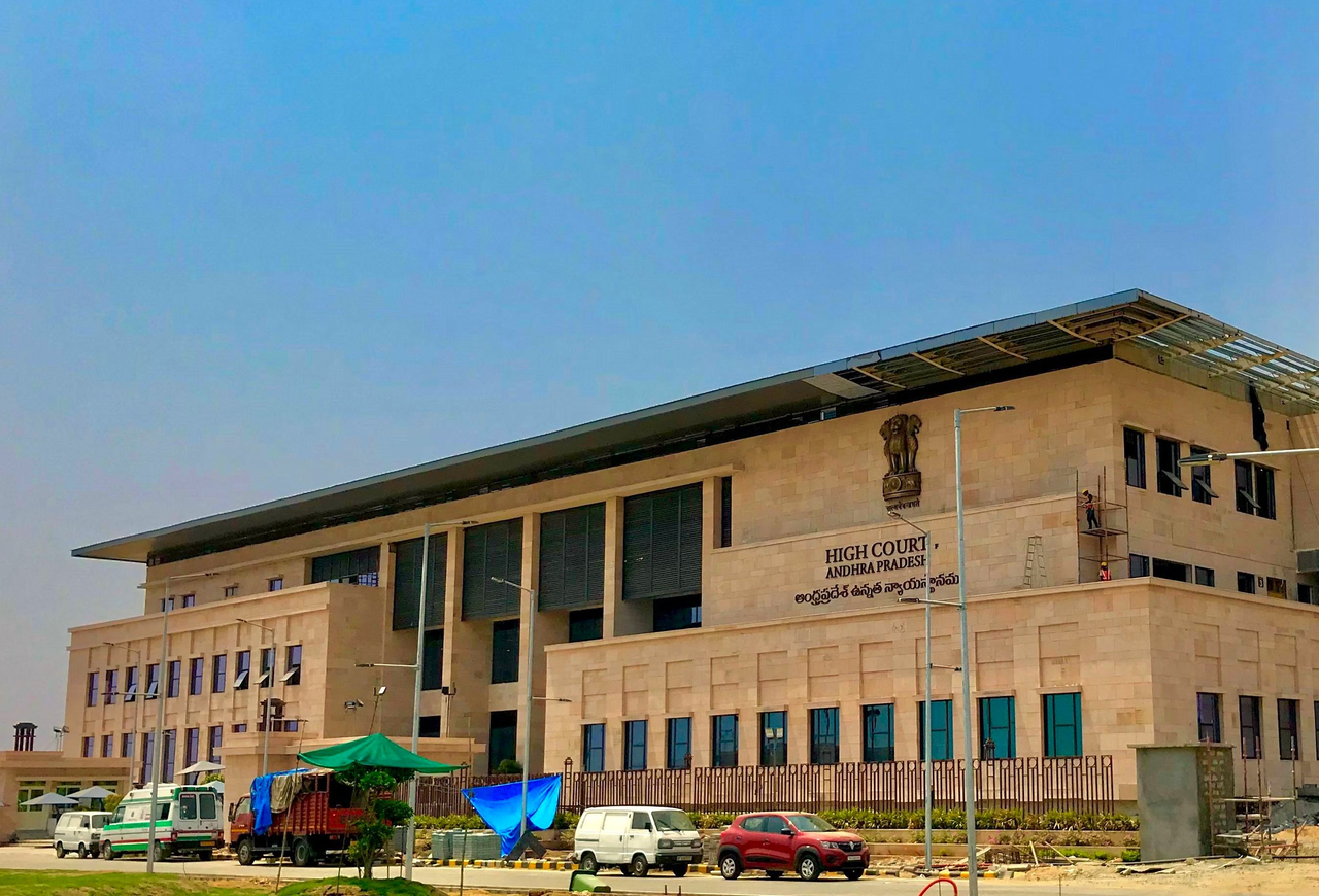 Andhra High Court Quashes Chief Minister Jaganmohan Reddy s Orders To andhra-high-court-quashes-chief-minister-jaganmohan-reddy-s-orders-to