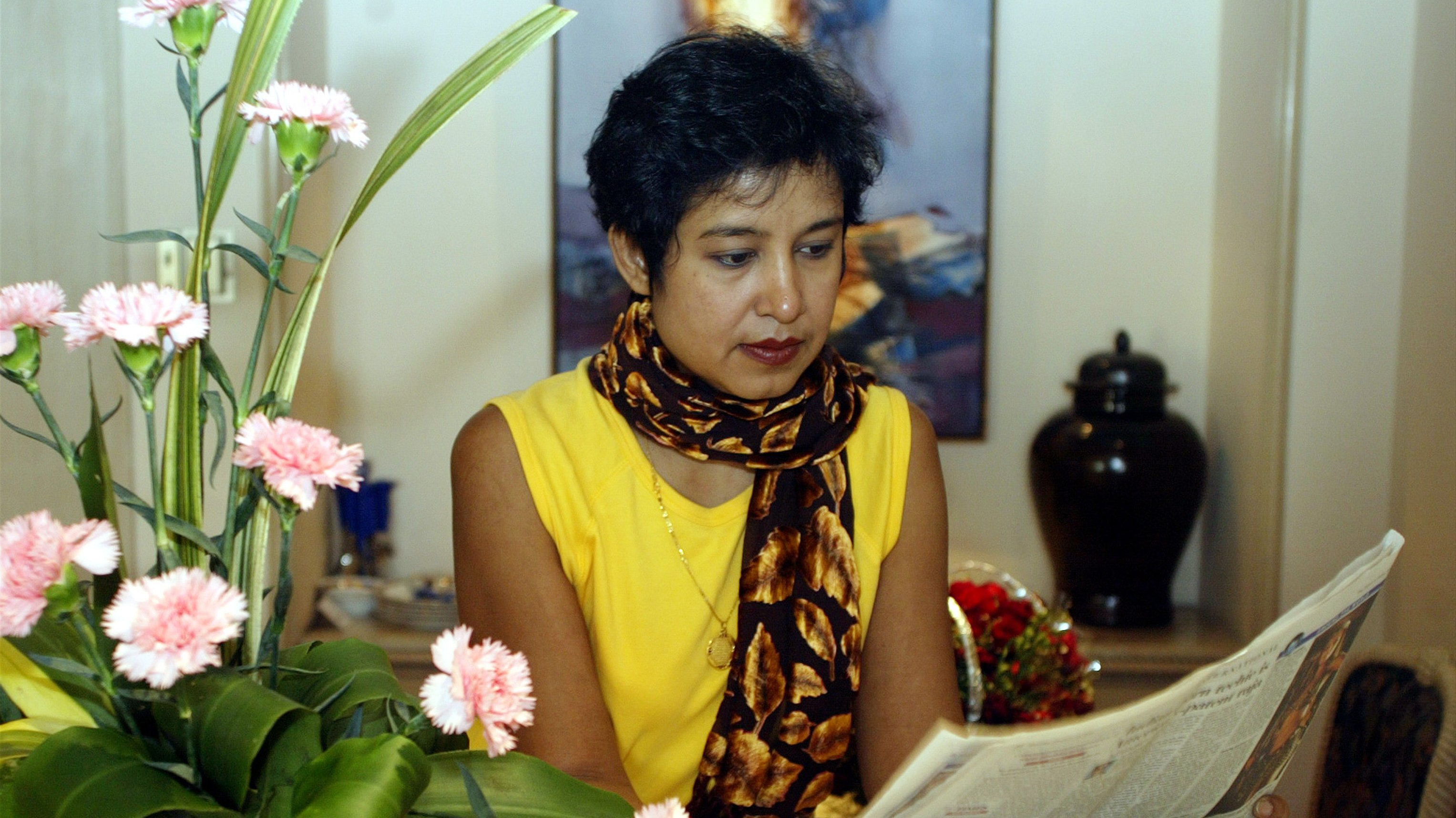 Author Taslima Nasrin Shipped to the US Fearing Threat to Life - The Quint