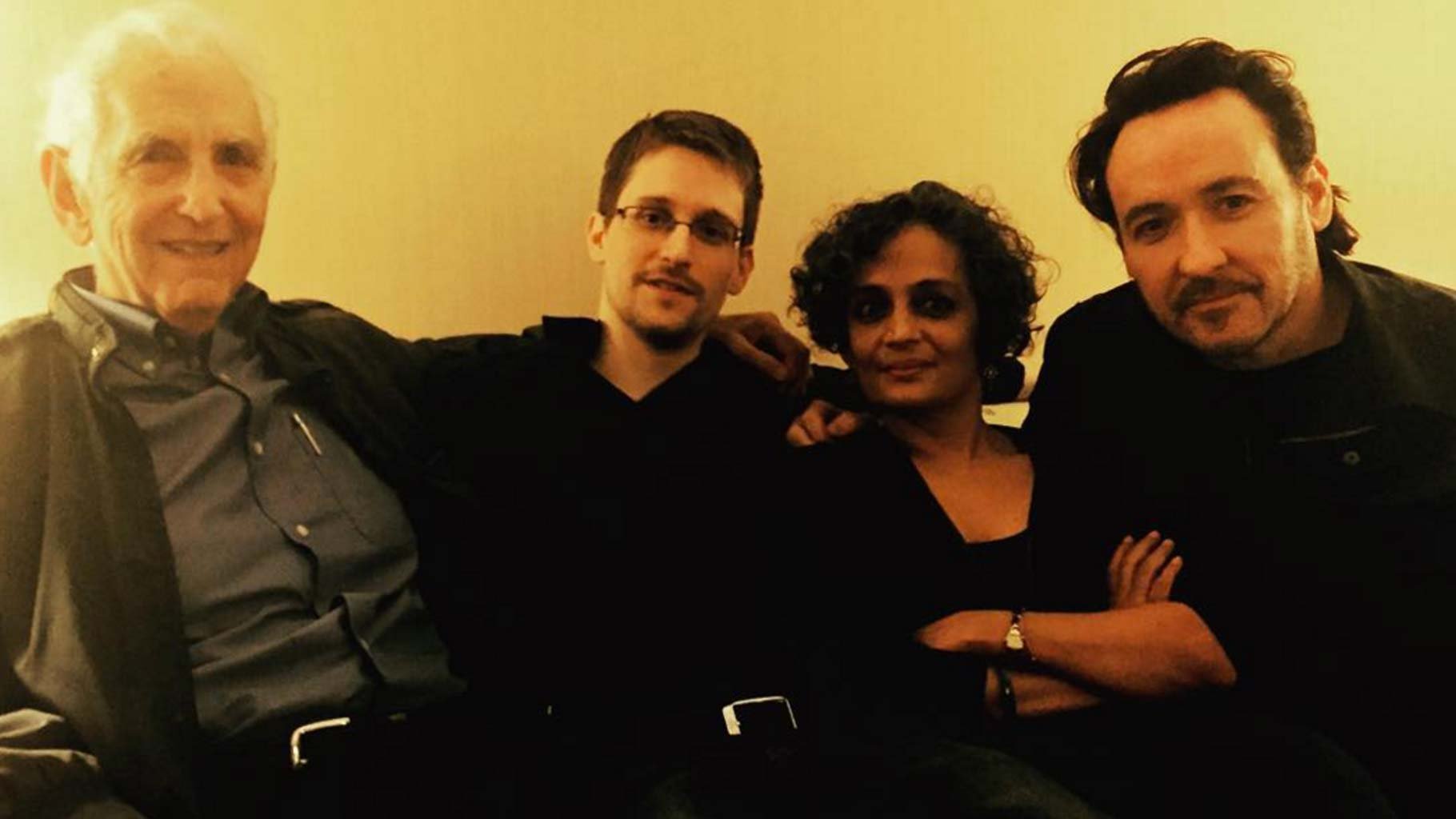 When Arundhati Roy Met Edward Snowden AND Daniel Ellsberg - The Quint