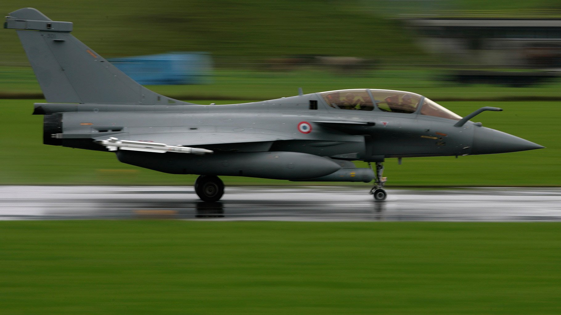 French Have Marginally Reduced Rafale Price: Govt Sources - The Quint