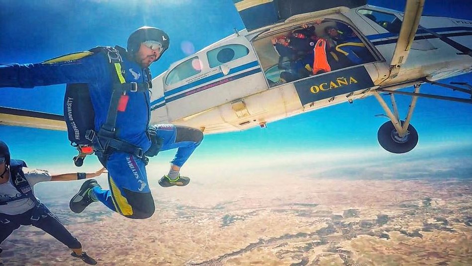 India’s Youngest Skydiving Coach Jumps Off a Plane With a Tiranga - The ...