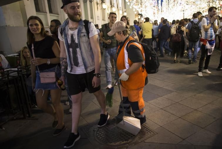 FIFA World Cup 2018: Migrant Workers the Key to Russia’s Smooth-Running ...