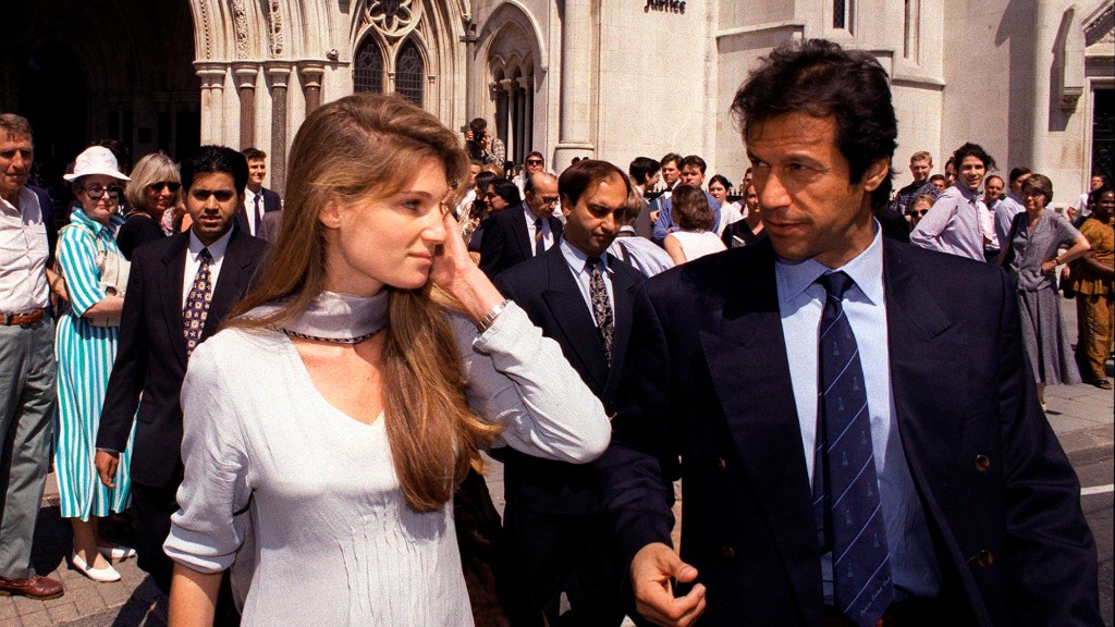In Pics: How Imran Khan Went From World Cup to Pak’s PM-in-Waiting ...
