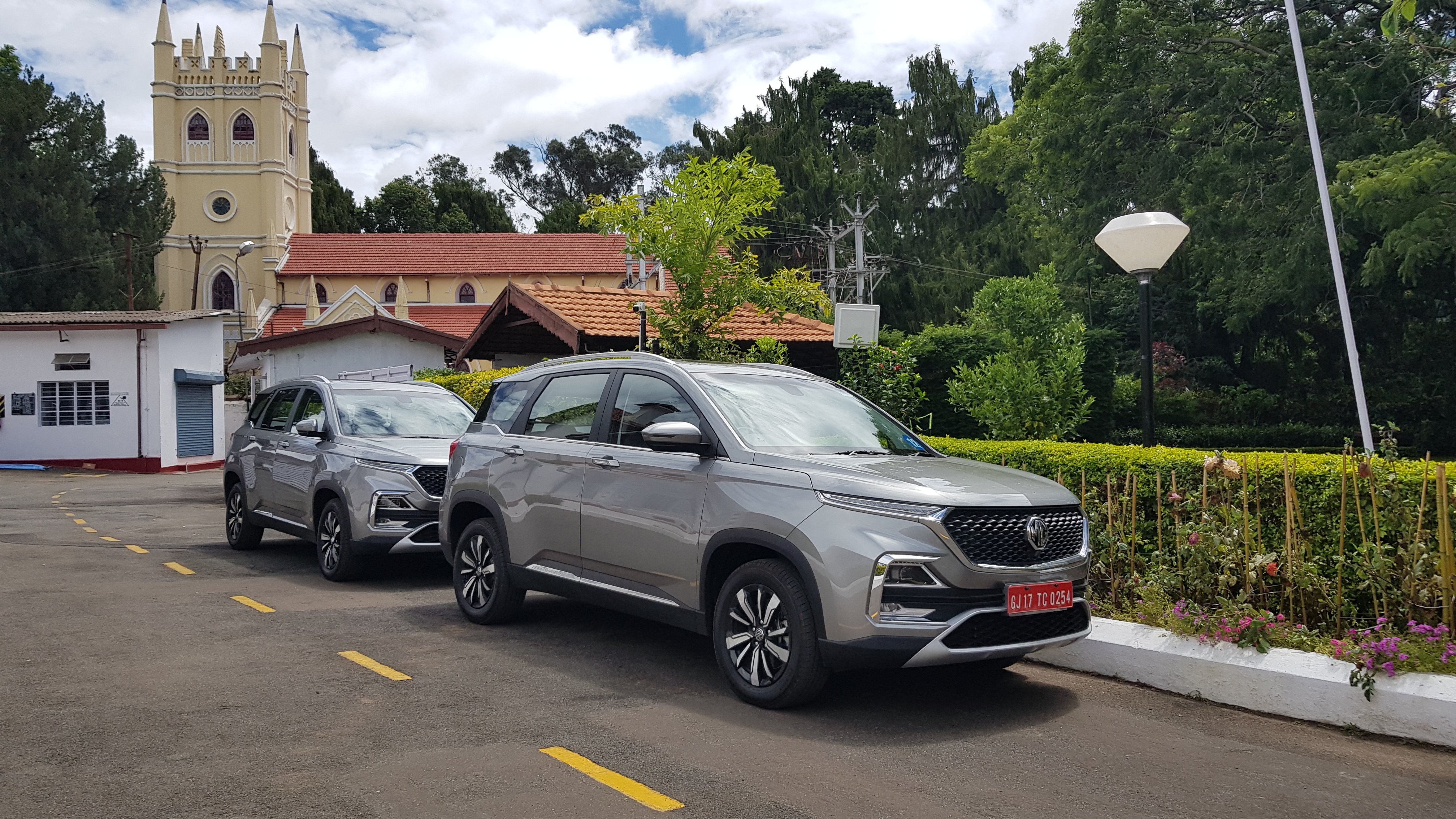 MG Hector SUV Price in India: MG Hector Launched, Compare Variants ...