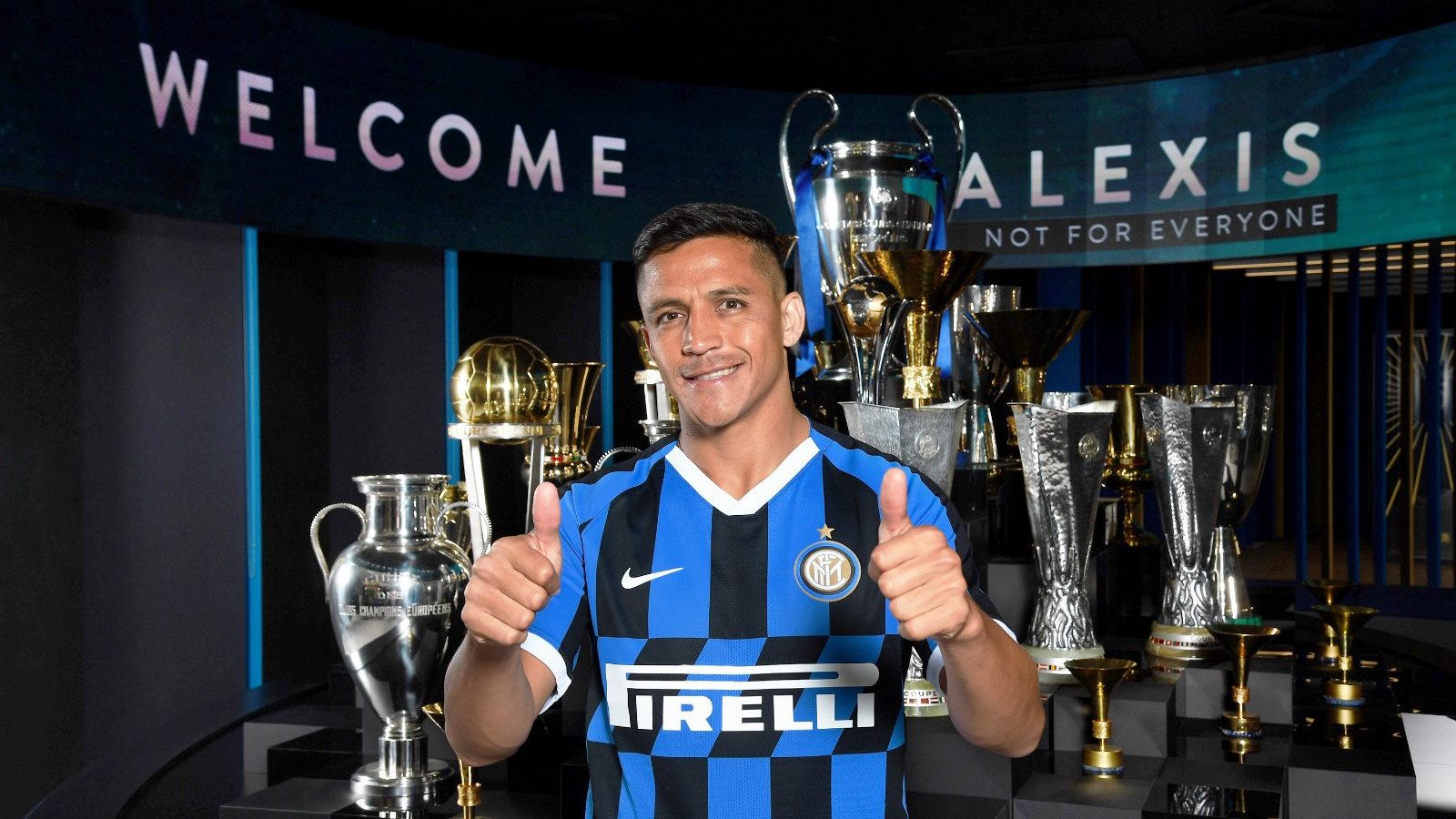Alex Sanchez Joins Inter Milan on Season-Long Loan From Manchester United
