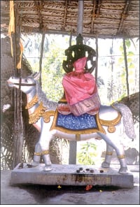 Sakthi Vikatan - 07 January 2014 - வழக்குகளில் வெற்றி பெற... நீதி தேவதை ...